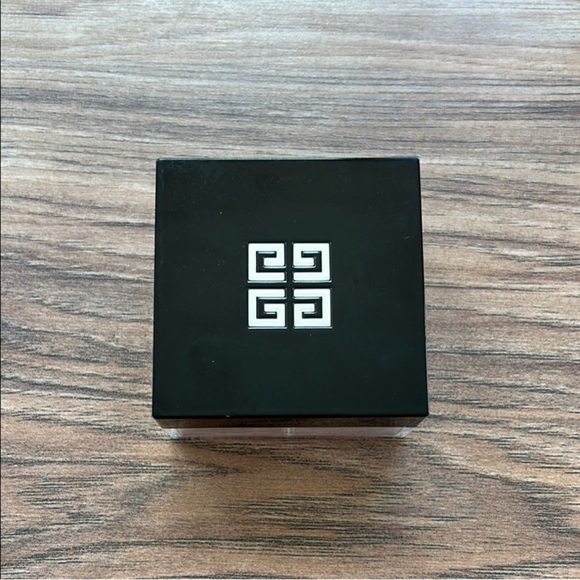 Givenchy | Makeup | Givenchy Original Formula Setting Powder | Poshmark